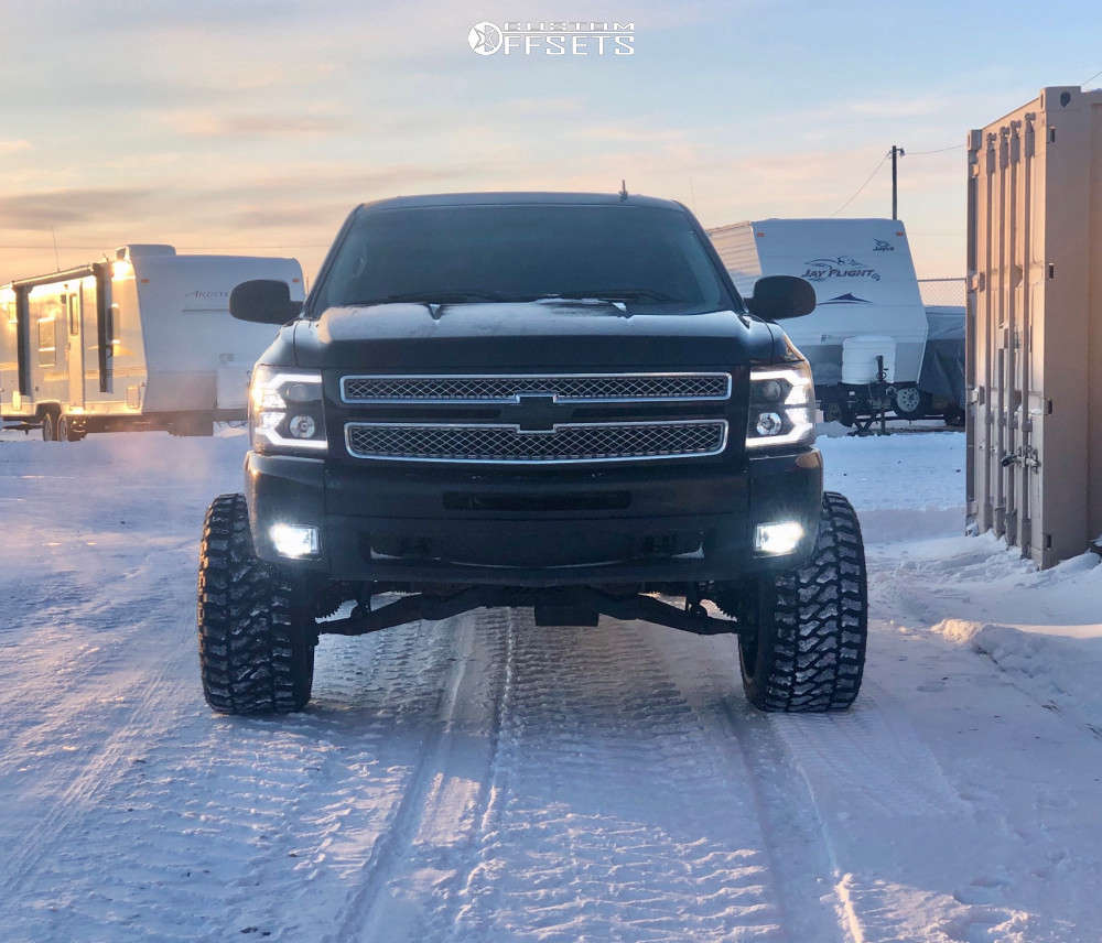 2012 Chevrolet Silverado 1500 with 22x14 -76 TIS 544 and 33/14.5R22 Fury Offroad Country Hunter ...