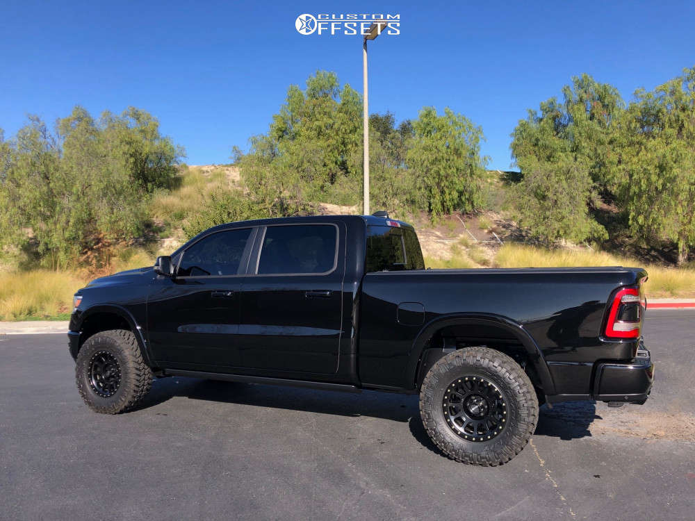 2019 Ram 1500 with 18x9 18 Method Nv and 35/12.5R18 Nitto Trail ...