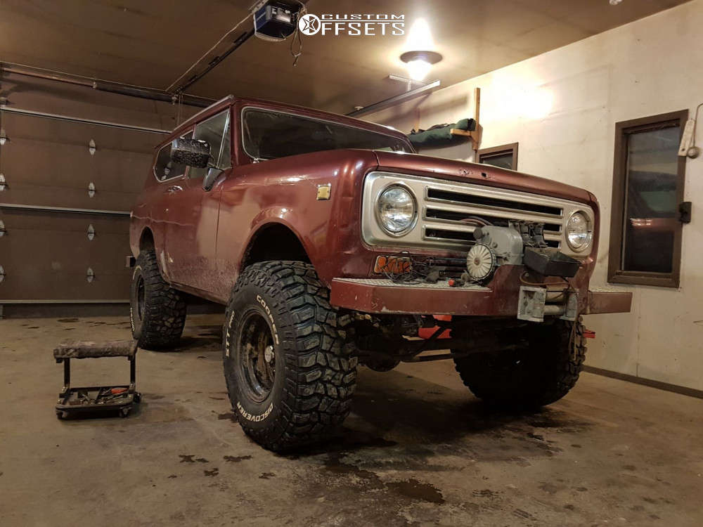 1972 International Scout II with 15x10 -44 Pro Comp 51 and 35/12.5R15 ...