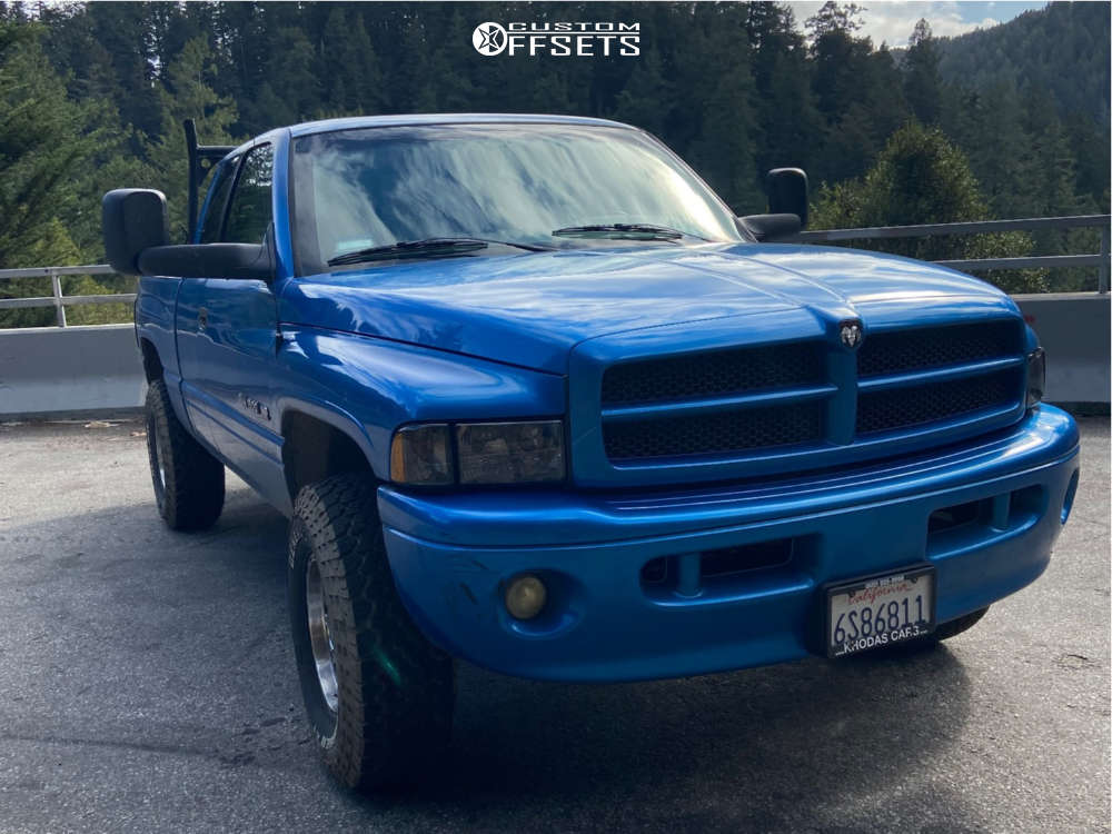 2001 Dodge Ram 1500 with 16x8 -6 Vision Raptor and 285/75R16 General ...