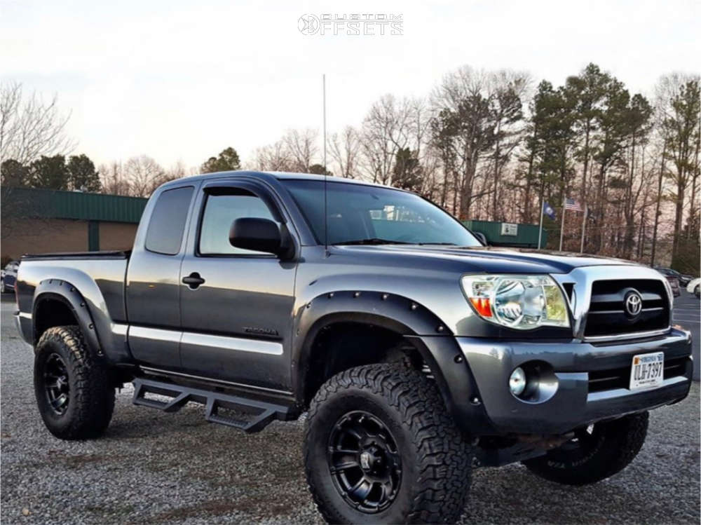 2007 Toyota Tacoma with 16x9 -12 XD Revolver and 35/12.5R16 BFGoodrich ...
