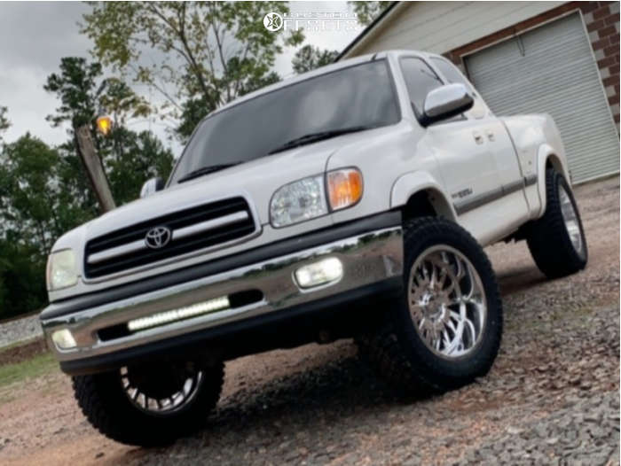 2000 Toyota Tundra with 20x10 -25 Cali Offroad Summit and 33/12.5R20 ...