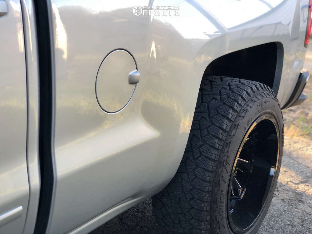 2018 Chevrolet Silverado 1500 with 20x12 -44 Fast HD Twisted and 33/12 ...