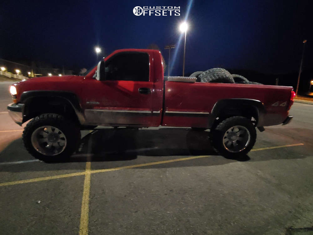 2001 Chevrolet Silverado 2500 with 20x12 -44 Mazzi Hulk and 35/12.5R20 ...