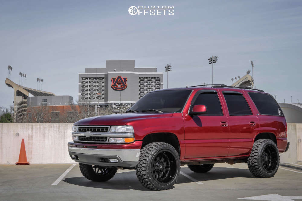 2002 Chevrolet Tahoe with 22x12 -44 RBP Atomic and 33/12.5R22 Fury ...