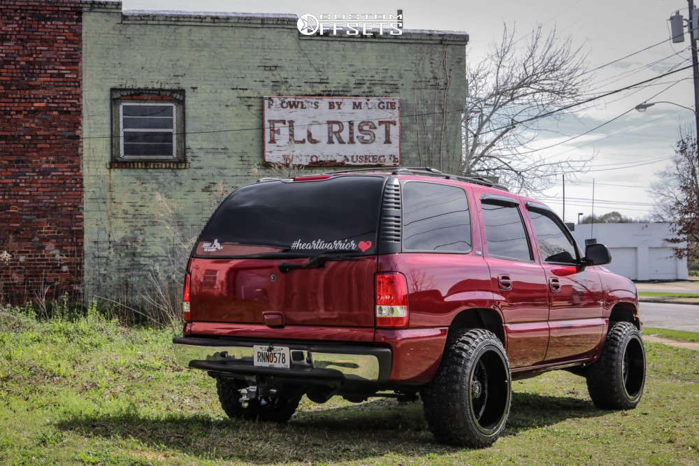 2002 Chevrolet Tahoe with 22x12 -44 RBP Atomic and 33/12.5R22 Fury ...