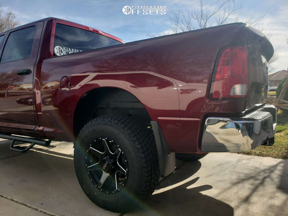 2018 Ram 2500 with 18x9 12 Ultra Tempest and 35/12.5R18 Milestar ...