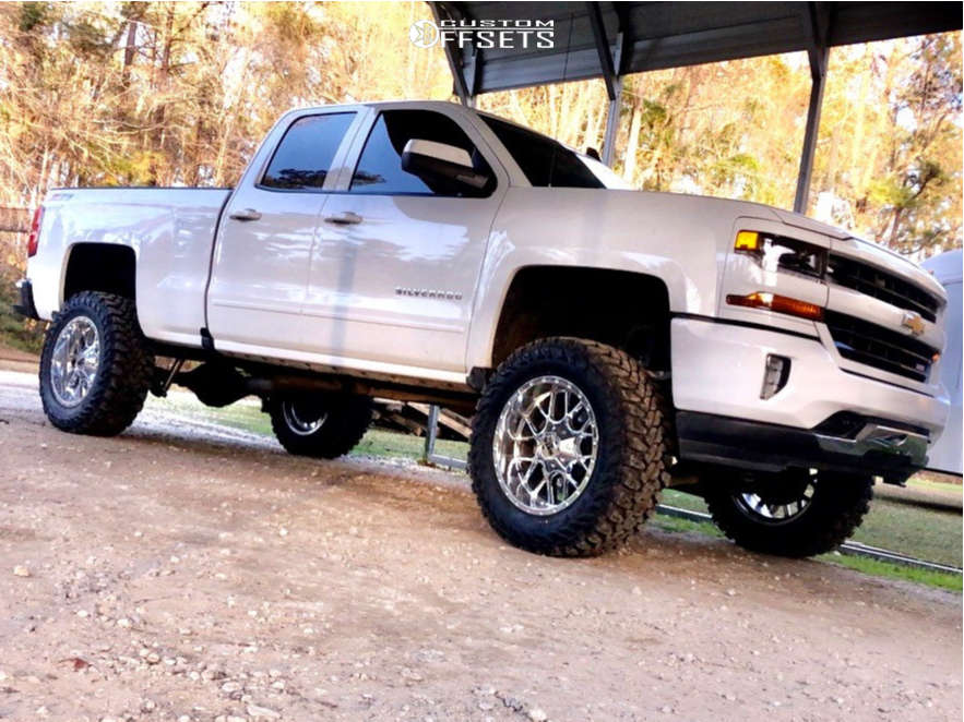 2016 Chevrolet Silverado 1500 with 20x10 -18 Moto Metal Mo986 and 35/12 ...