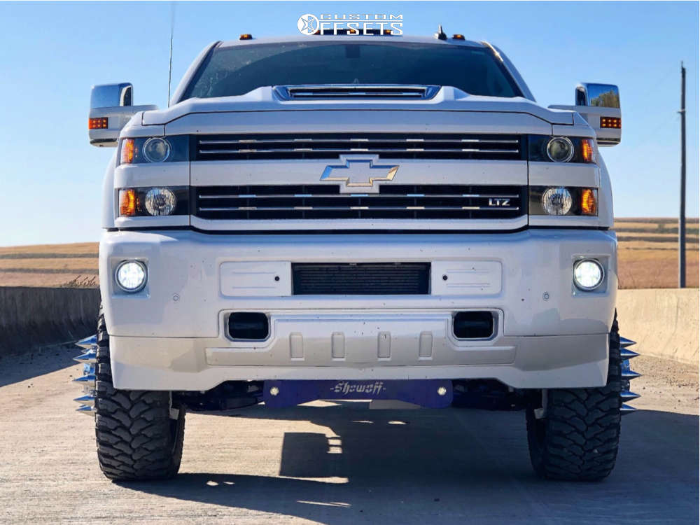 2019 Chevrolet Silverado 3500 HD with 24x8.25 -169 American Force Evo ...