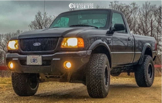2003 Ford Ranger with 15x10 -45 Mickey Thompson Sidebiter Lock and 33/ ...