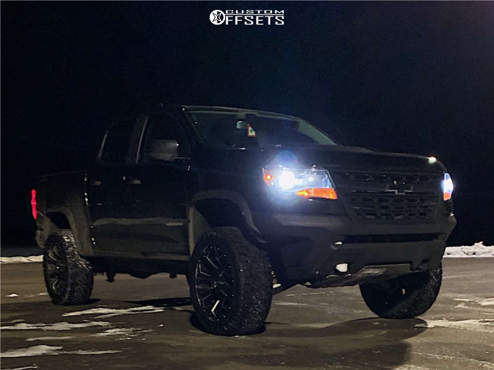2017 Chevrolet Colorado with 20x10 -18 Fuel Assault and 275/55R20 Nitto ...