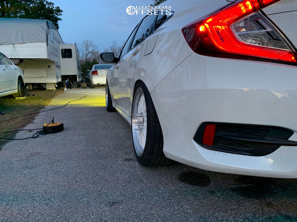 2019 Honda Civic with 18x8 34 JNC JNC005 and 235/40R18 Goodyear All ...