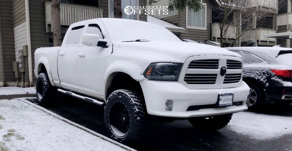 2015 Ram 1500 with 20x12 -44 Red Dirt Road Rd01 and 35/12.5R20 Nitto ...