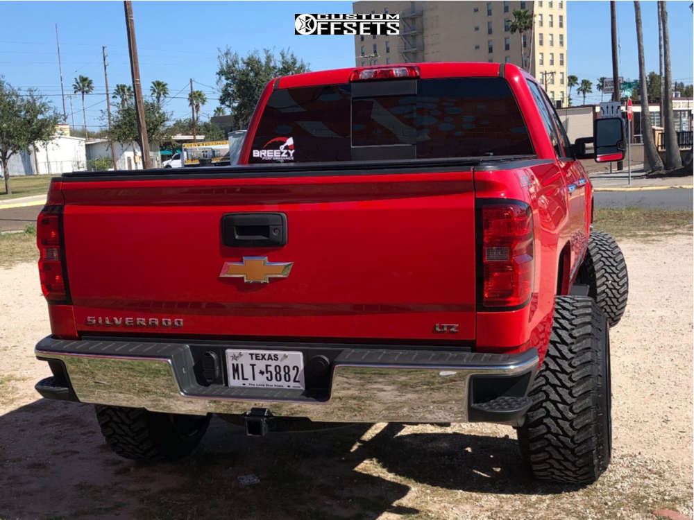 2014 Chevrolet Silverado 1500 with 22x14 -76 Hardrock Devious and 33/12.5R22 Atturo Trail Blade ...