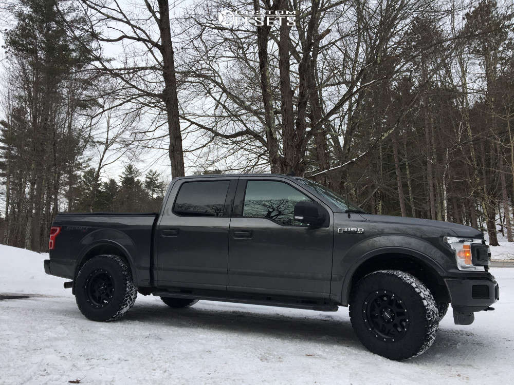 2019 Ford F-150 with 18x9 0 Pro Comp Series 41 and 295/70R18 Nitto ...