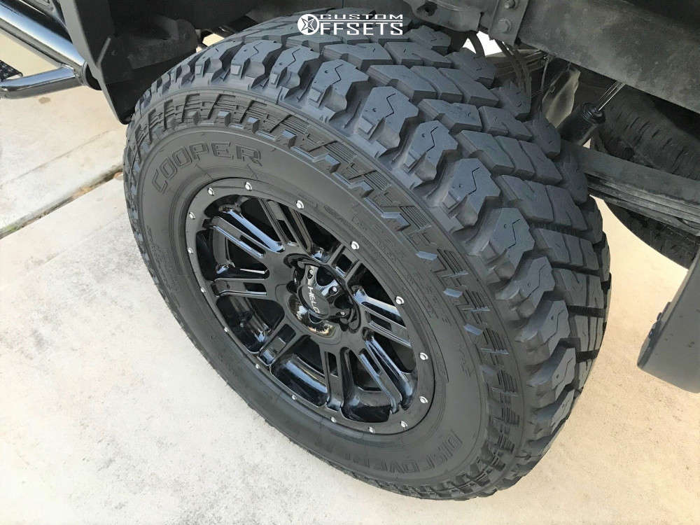 2016 Chevrolet Colorado with 18x9 Helo He900 and 285/65R18 Cooper ...