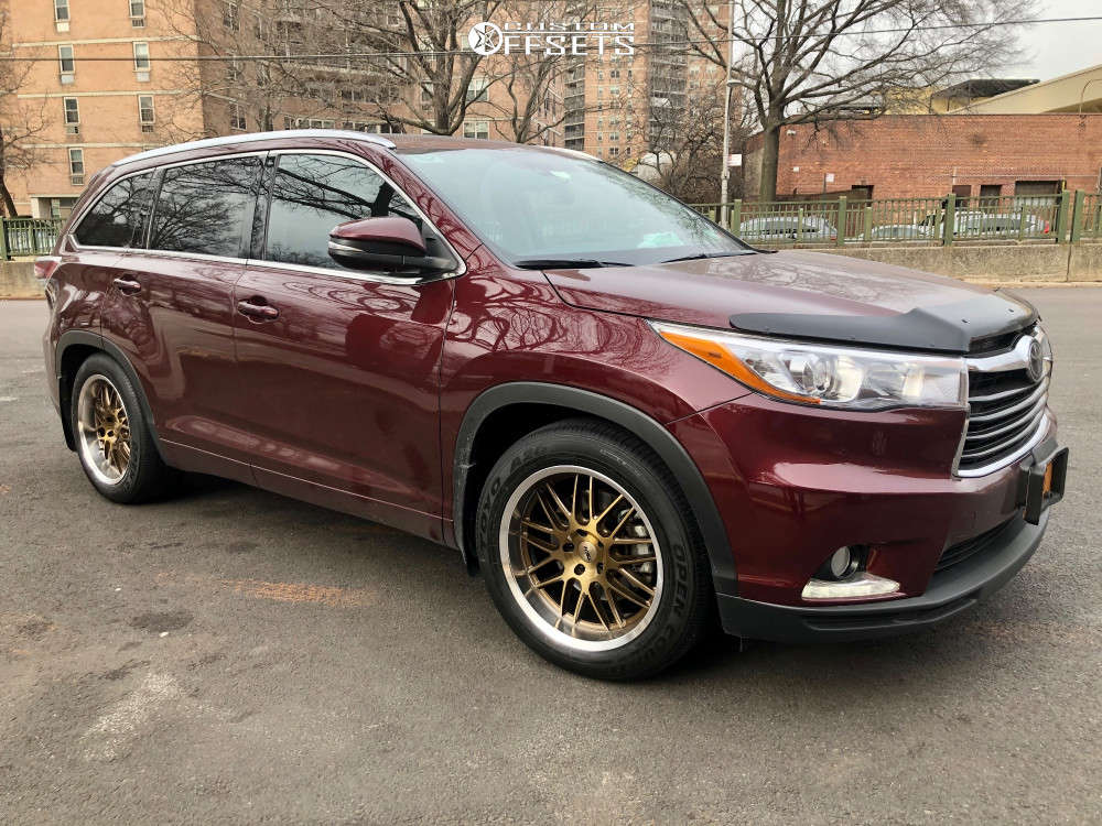 2015 Toyota Highlander with 19x9 20 TSW Avalon and 245/55R19 Toyo Tires ...