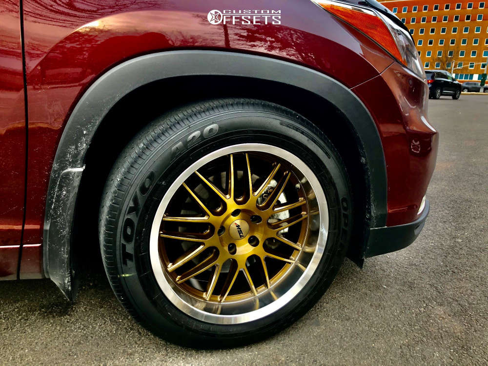 2015 Toyota Highlander with 19x9 20 TSW Avalon and 245/55R19 Toyo Tires ...