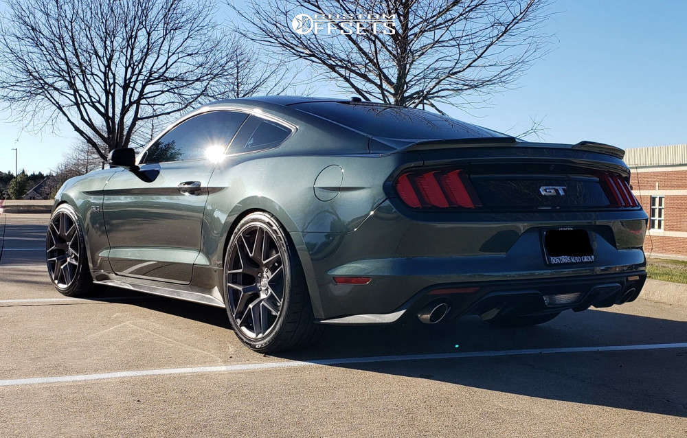 2016 Ford Mustang with 20x9.5 33 RTR Tech 7 and 255/35R20 Nitto NT555 ...