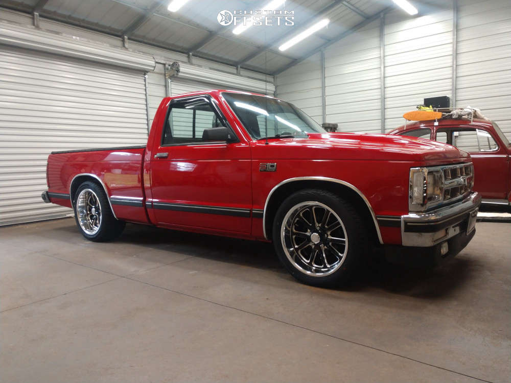 1989 Chevrolet S10 with 18x8 US Mags Rambler and 245/45R18 Achilles Atr ...