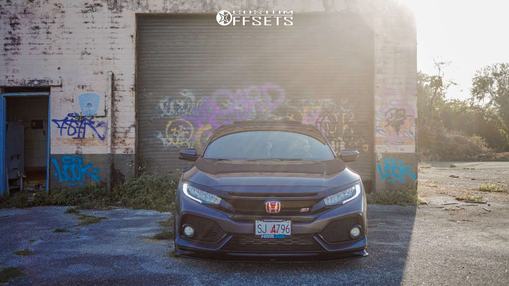 2018 Honda Civic with 18x8.5 30 ESR SR11 and 245/40R18 Nexen N Fera Au7 ...