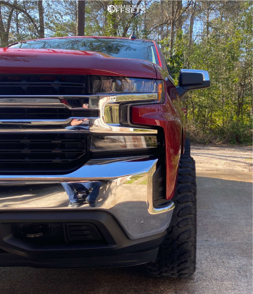 2019 Chevrolet Silverado 1500 with 20x12 -44 Fuel Cleaver and 33/12 ...