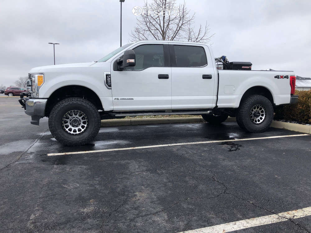 2017 Ford F-250 Super Duty with 17x8.5 0 Method Nv and 37/12.5R17 ...