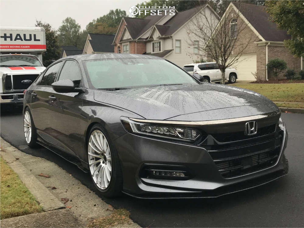 2018 Honda Accord with 19x9.5 38 INOVIT Force 5 and 255/40R19 Pirelli ...