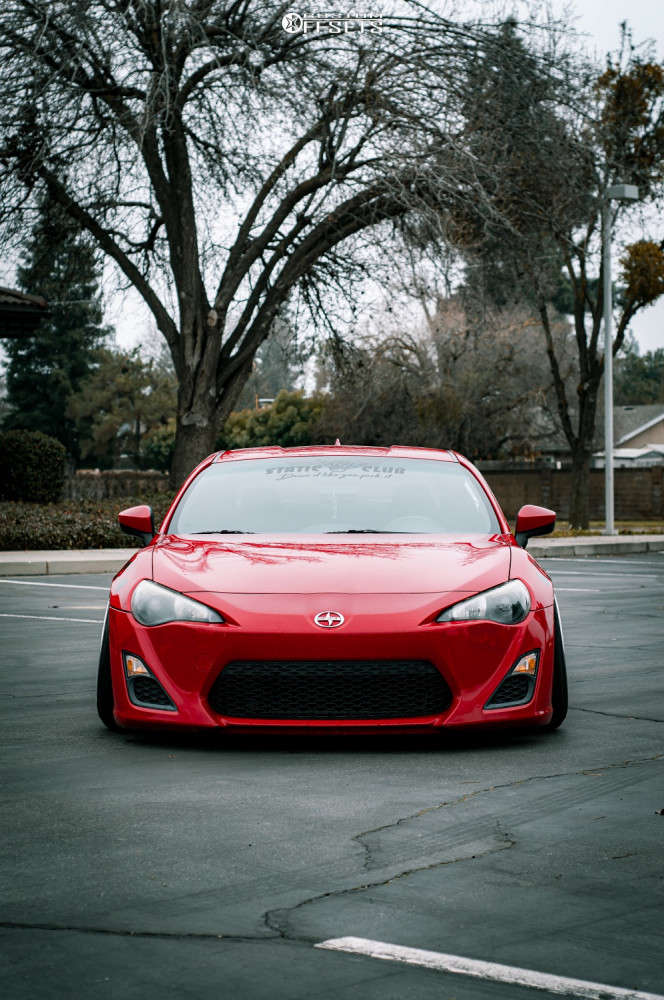 2013 Scion FR-S with 18x9.5 23 WatercooledIND Cc10 and 215/40R18 Cosmo ...