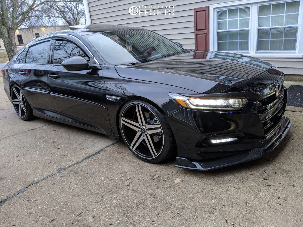 2019 Honda Accord with 20x9 32 Verde Parallax and 245/35R20 Nitto Nt555 ...