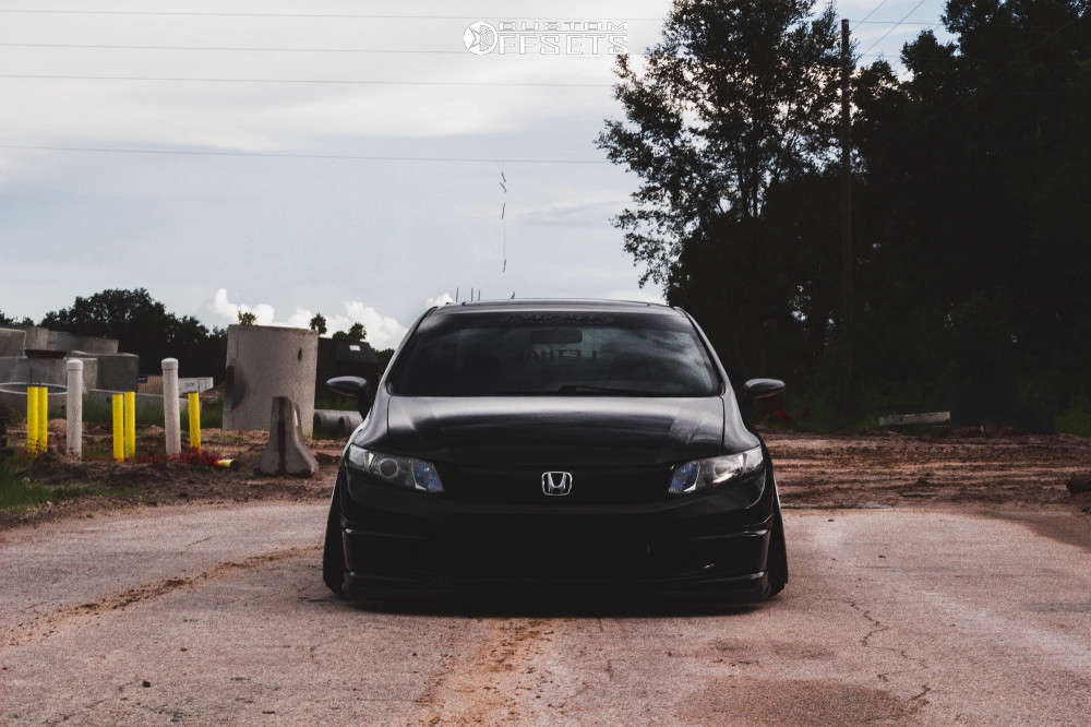 2013 Honda Civic with 18x10 0 VIP Modular VX-310/VX-810 and 215/35R18 ...