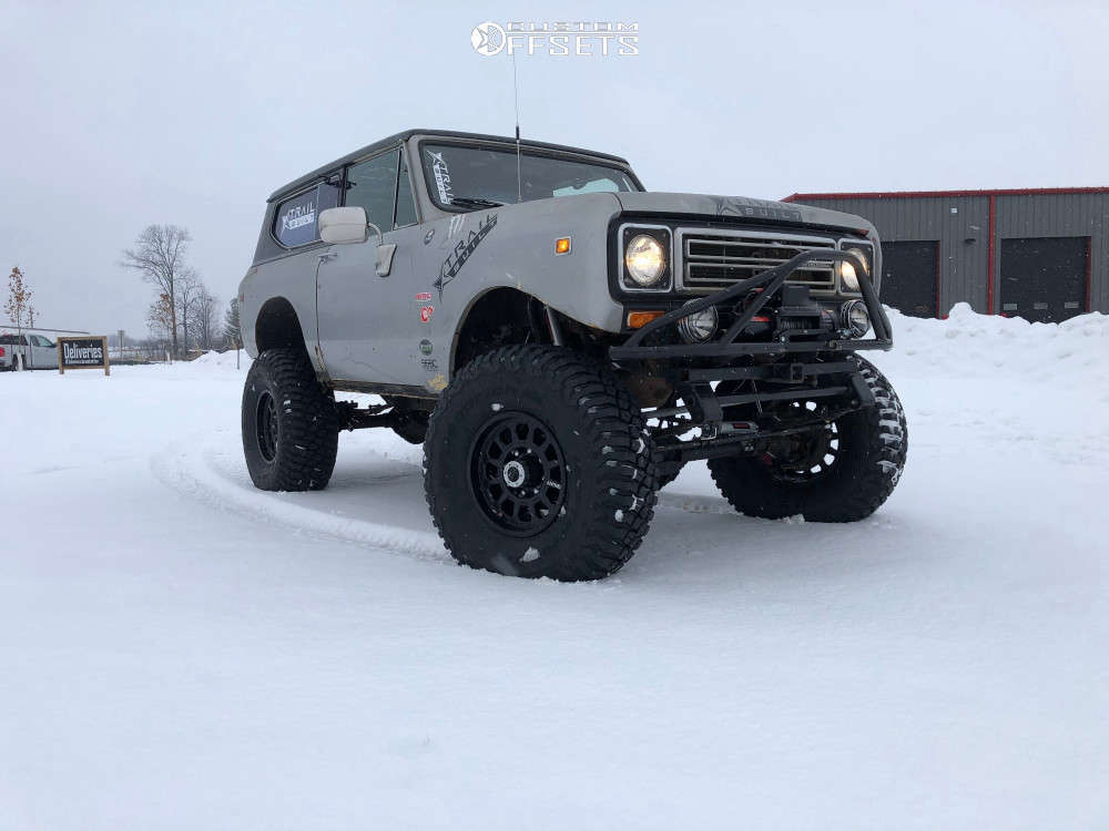 1973 International Scout II with 17x9 0 Anthem Off-Road Intimidator and ...