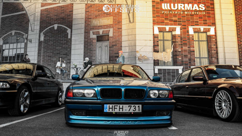 1998 BMW 740i with 20x9 38 Vertini Magic and 235/35R20 Nankang Ns-2R ...