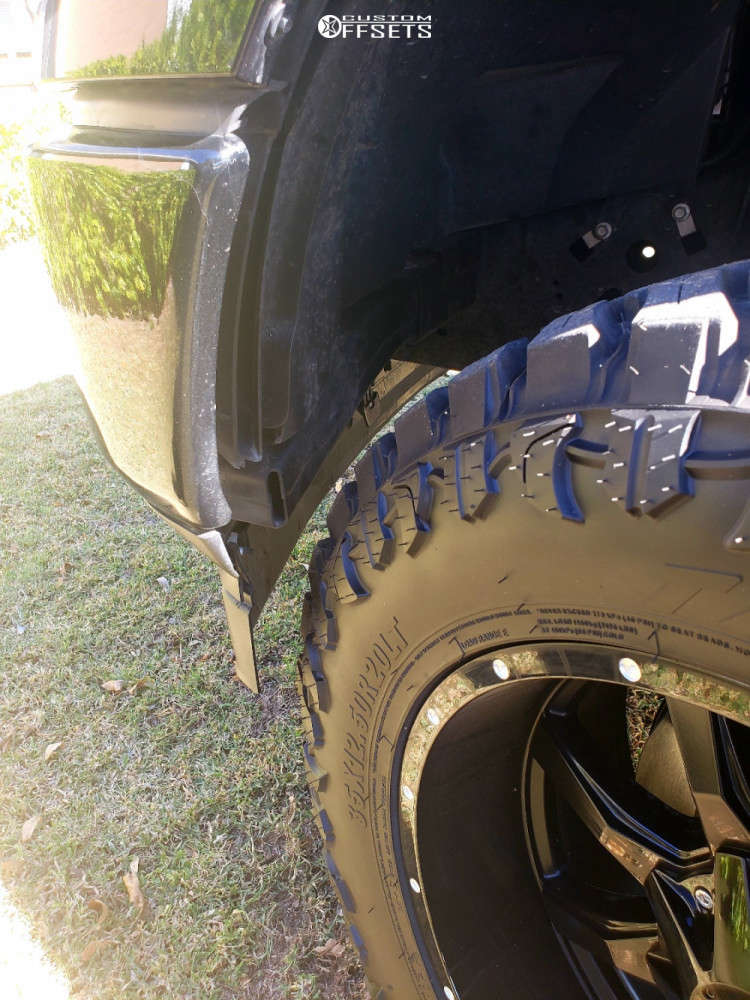 2018 Ford F-150 with 20x10 -18 Moto Metal Mo970 and 35/12.5R20 Atturo ...