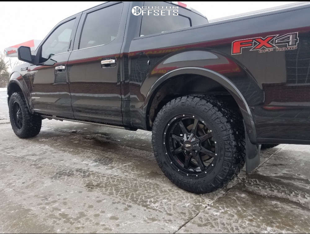 2015 Ford F-150 with 20x9 18 Moto Metal Mo970 and 35/12.5R20 Nitto ...
