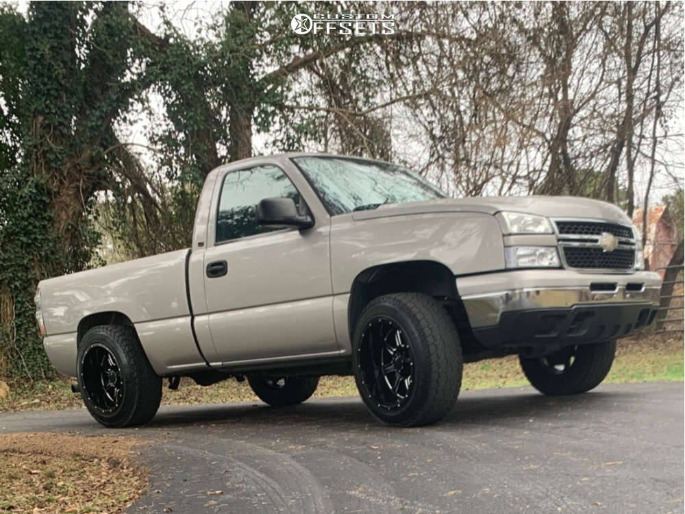 2006 Chevrolet Express 1500 with 20x12 -44 Gear Off-Road Big Block and ...
