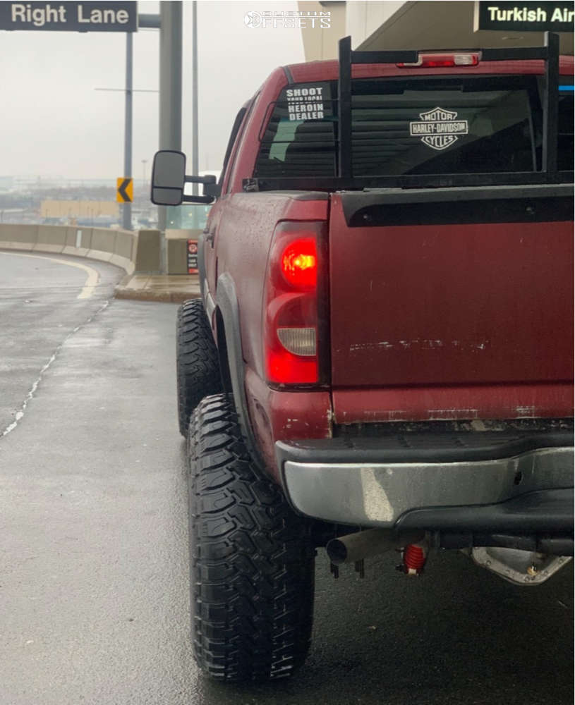 2005 Chevrolet Silverado 2500 HD with 22x14 -76 Dropstars 654mb and 37/ ...
