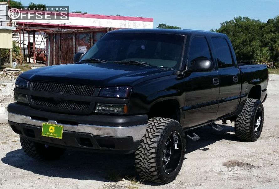 2005 Chevrolet Silverado 1500 with 20x12 -44 Fuel Throttle and 33/12 ...