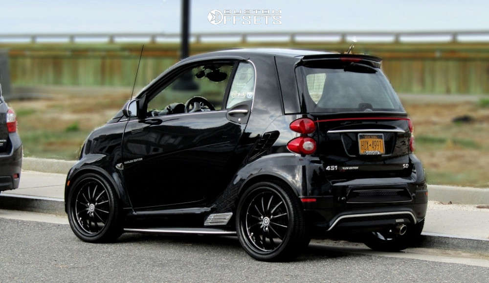 2014 Smart Fortwo with 17x6 22 Genius Darwin and 205/40R17 Hankook ...