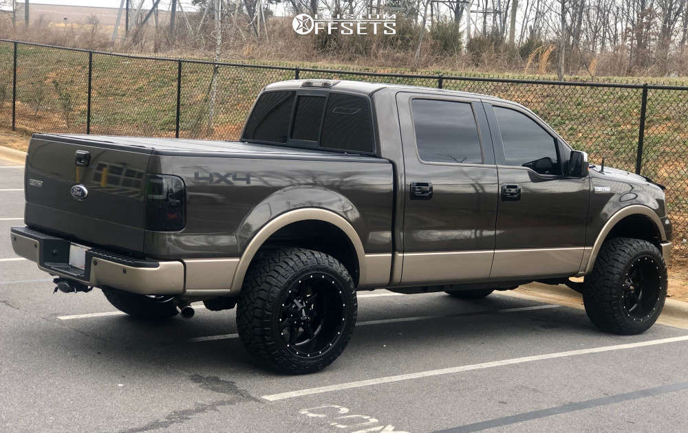 2006 Ford F-150 with 20x12 -44 Moto Metal Mo970 and 33/12.5R20 Nitto ...