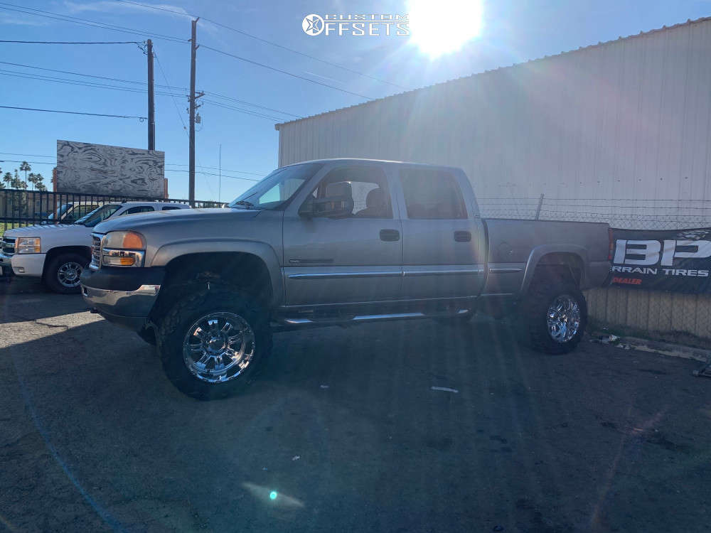 2001 GMC Sierra 2500 HD with 20x12 -44 Ultra Predator and 35/12.5R20 ...