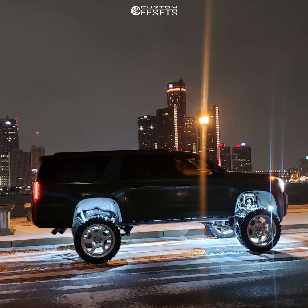2015 GMC Yukon XL with 24x12 -44 RBP Forged 40RF and 37/13.5R24 ...