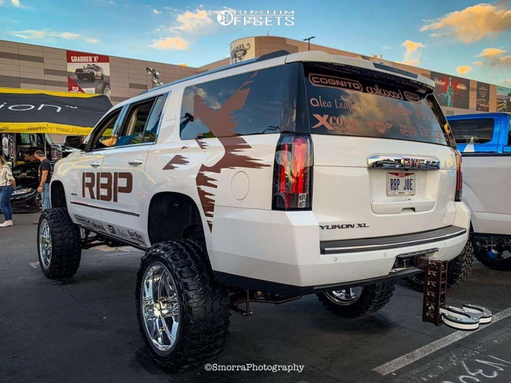 2015 GMC Yukon XL with 24x12 -44 RBP Forged 40RF and 37/13.5R24 ...