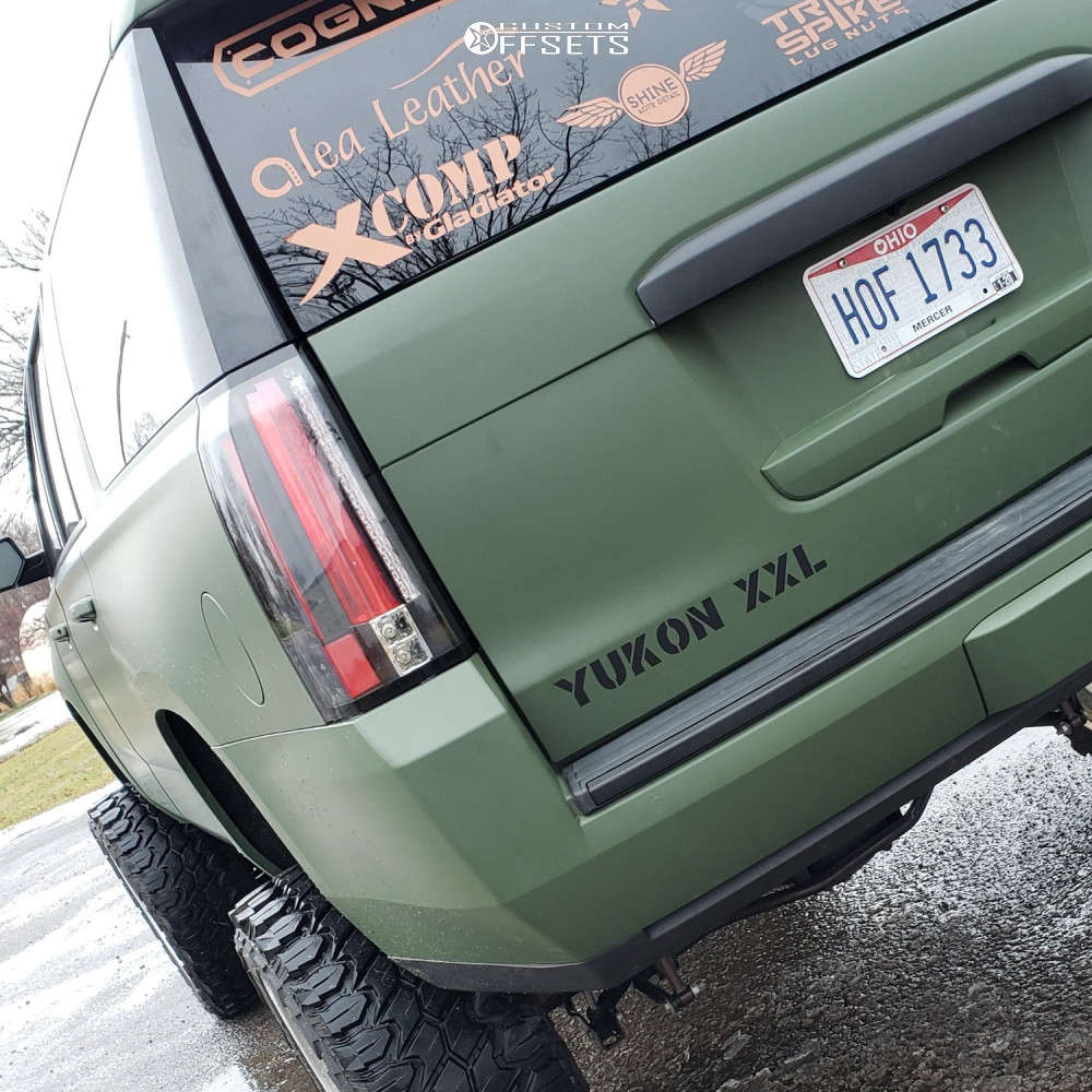 2015 GMC Yukon XL with 24x12 -44 RBP Forged 40RF and 37/13.5R24 ...