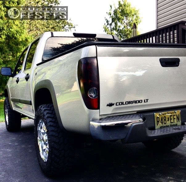 2008 Chevrolet Colorado with 17x8 10 Ultra Phantom and 265/70R17 Nitto ...