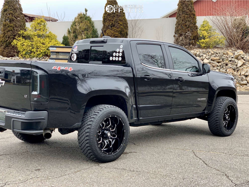2016 Chevrolet Colorado with 20x10 -24 Havok H109 and 275/55R20 Atturo ...