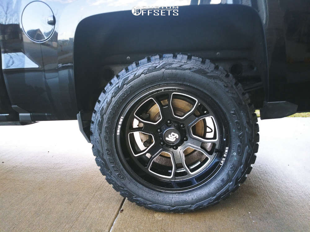 2017 Chevrolet Silverado 1500 with 20x10 -12 LRG 119 and 33/12.5R20 ...