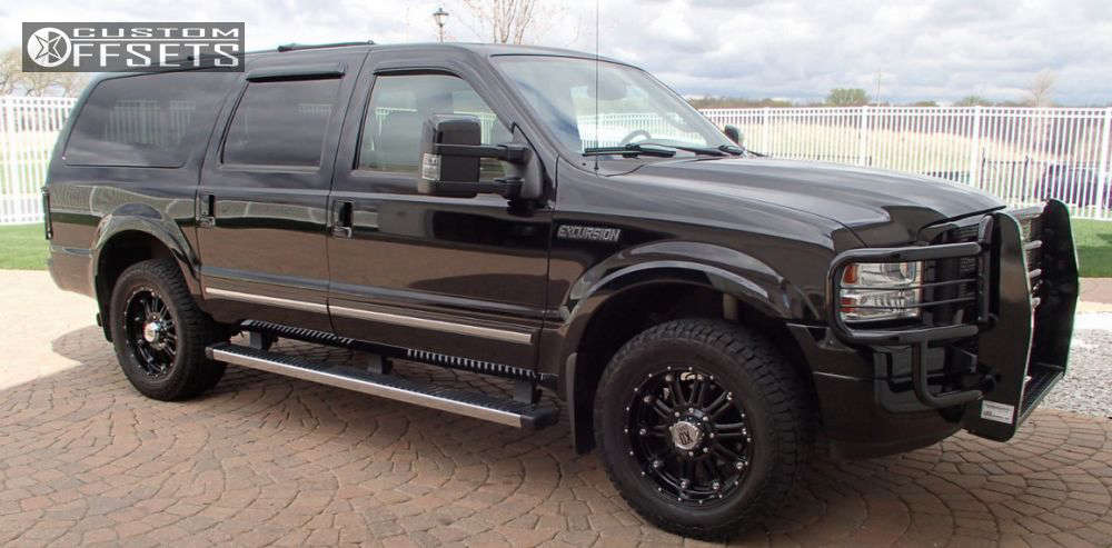 2005 Ford Excursion with 20x9 30 XD Hoss and 305/55R20 Hankook Dynapro ...