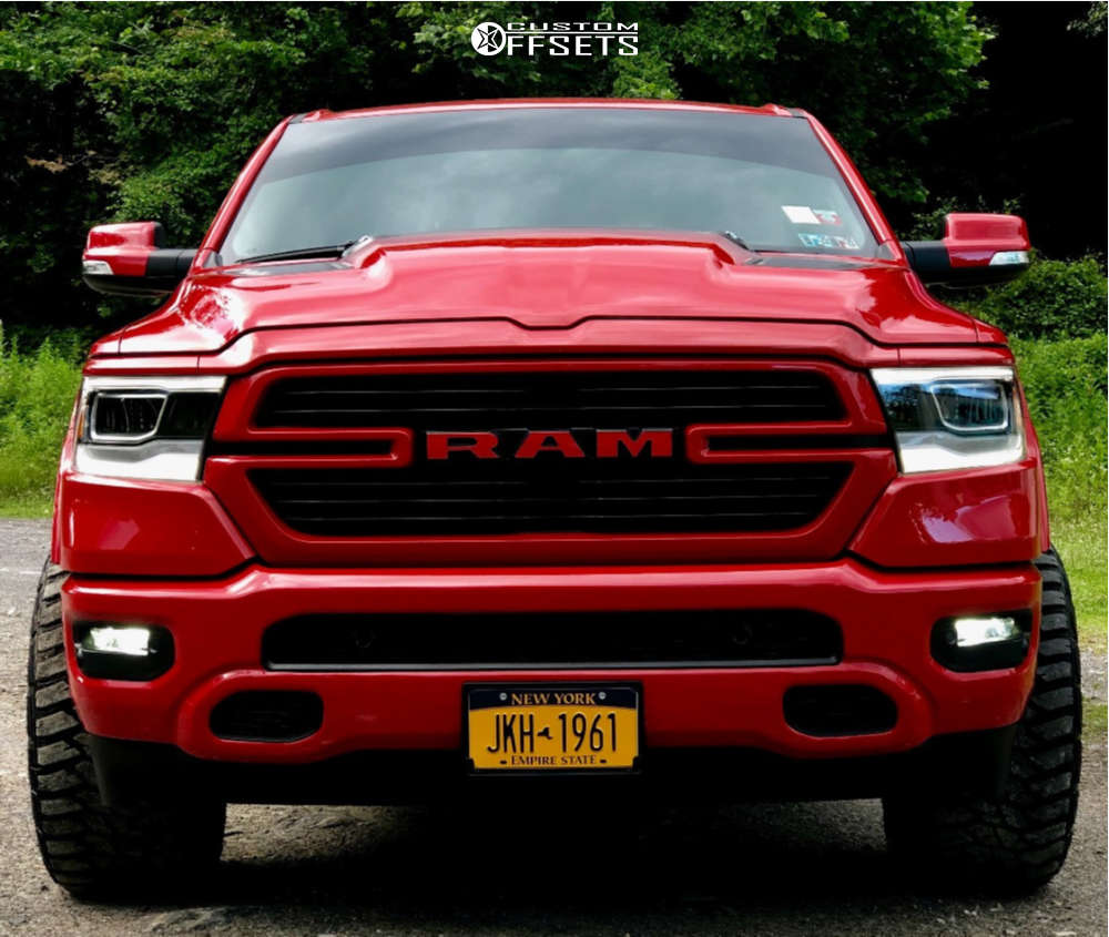 2019 Ram 1500 with 20x12 -51 Vision Bomb and 33/12.5R20 Kanati Mud Hog ...