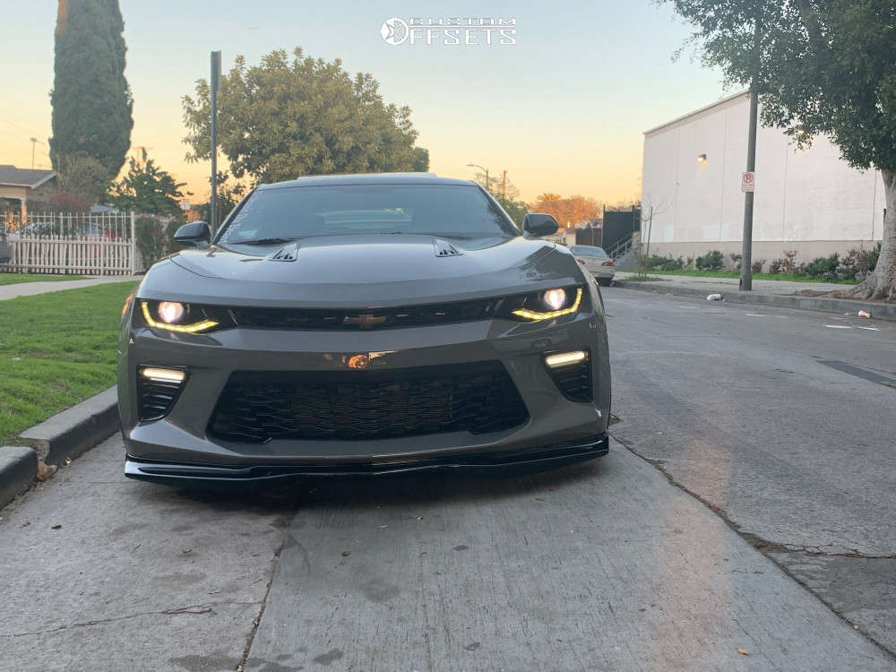 2018 Chevrolet Camaro with 20x10.5 35 MRR M716 and 275/45R20 Goodyear ...